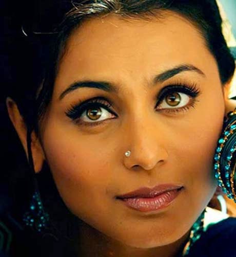 Celebrity News: Rani Mukherjee Artis Bollywood Super Cantik Sexy