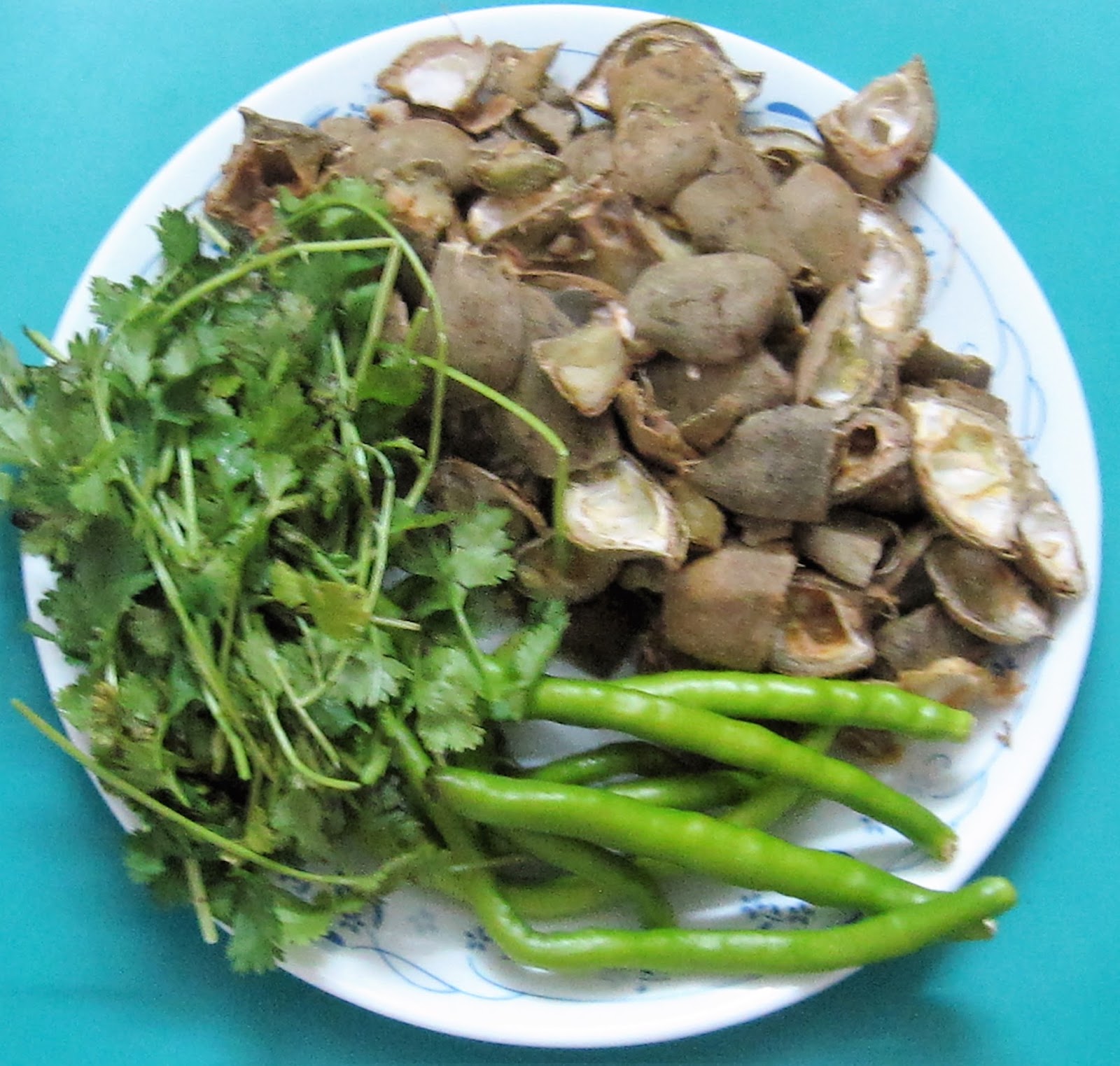 Sita's Ruchulu: Chintakaya (fresh) pacchadi (Raw Tamarind Chutney)