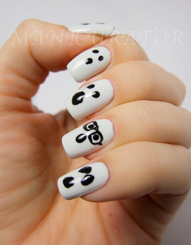 Digit-al Dozen's Halloween Week BOO! (Ghost Nail Art)