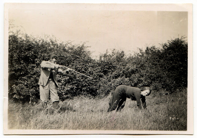 Just for Fun – Humorous Vintage Snapshots That Hard to Understand ...