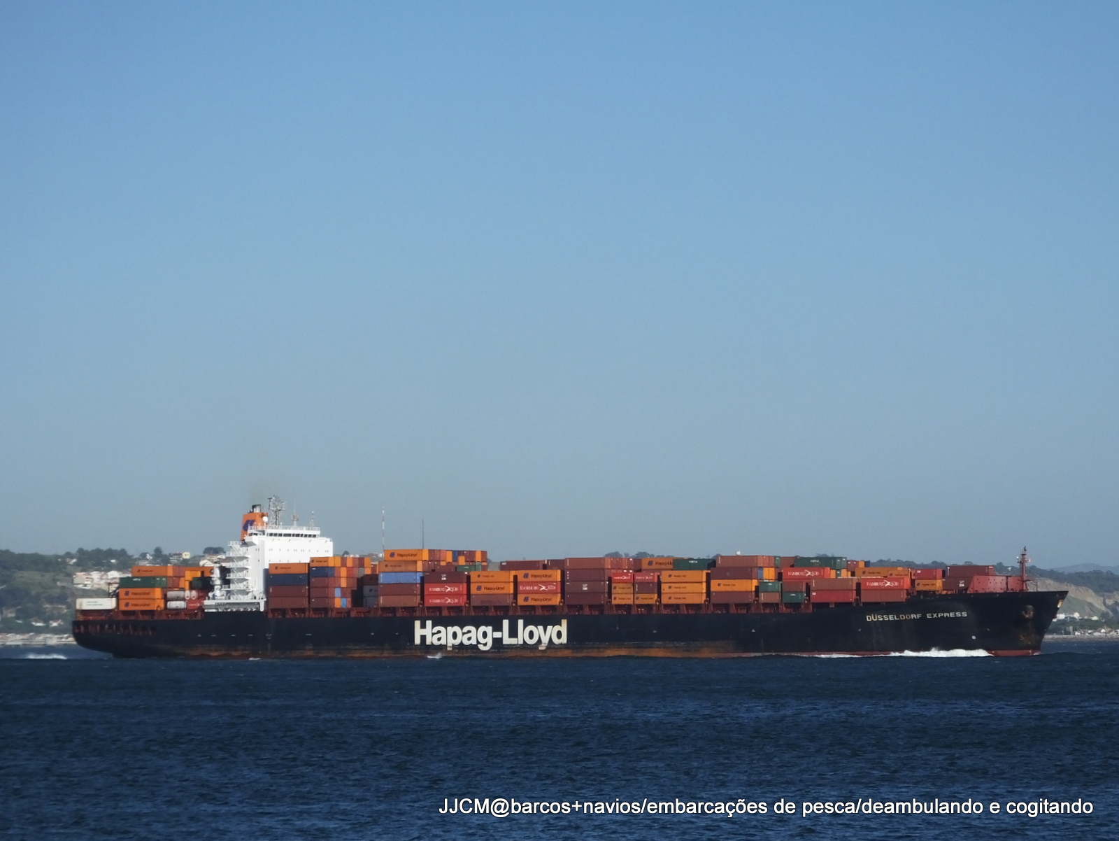 BARCOS+NAVIOS: DÜSSELDORF EXPRESS