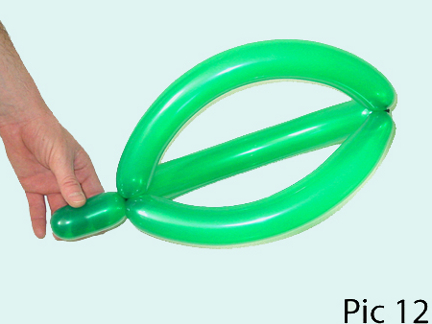 CLASSICAL: How to make a balloon hat