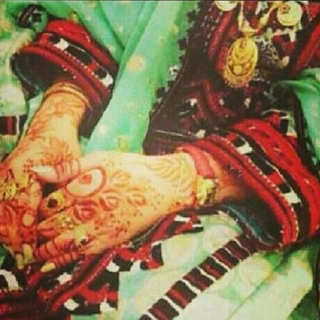 BALOCHI SONGS AND VIDEOS: Baloch Girls balochi culture balochi dress