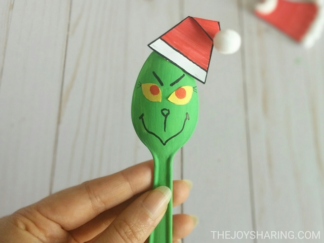 Spoon Grinch Christmas Ornament - The Joy of Sharing