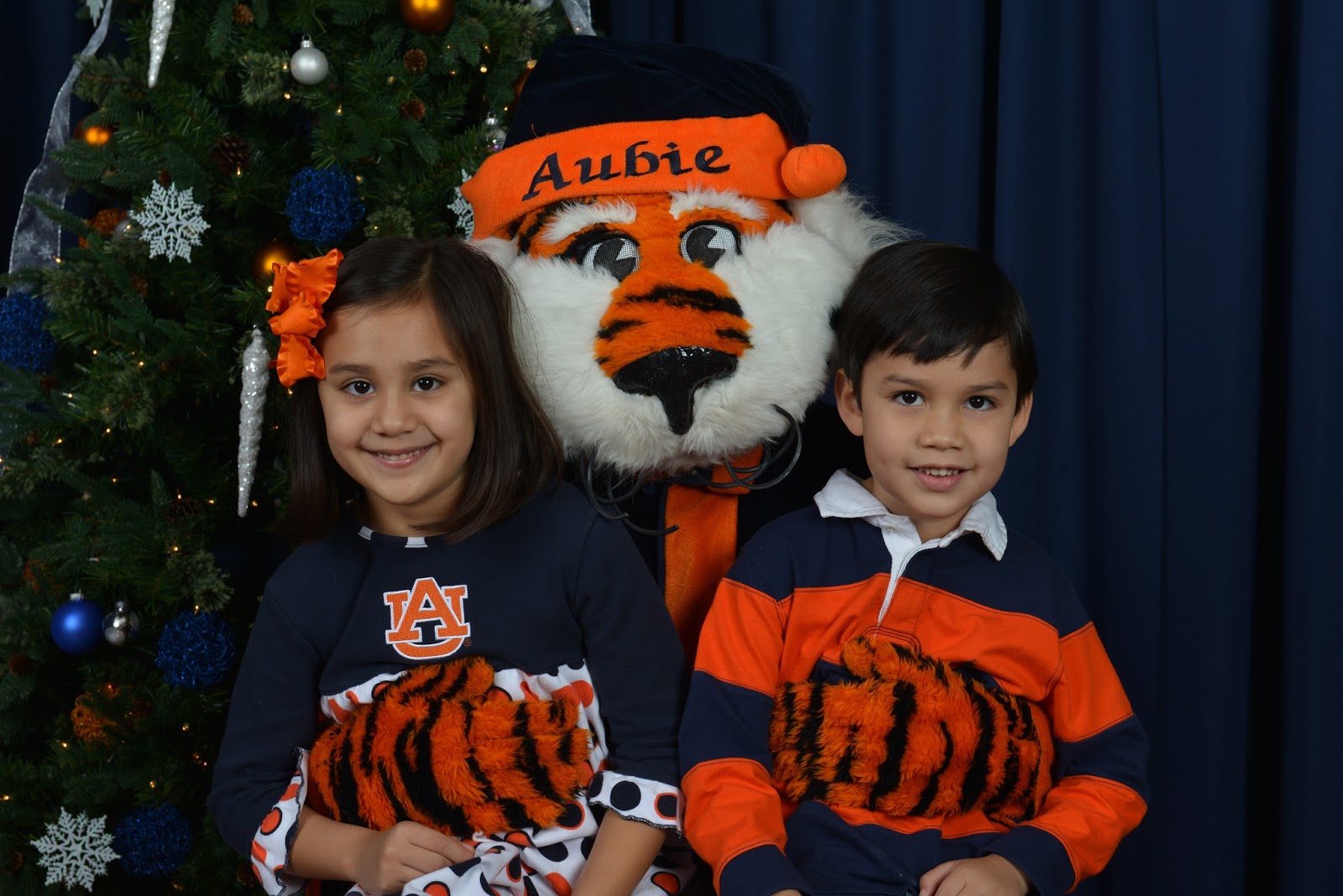 Adventures in Tommyland: Aubie Claus 2015