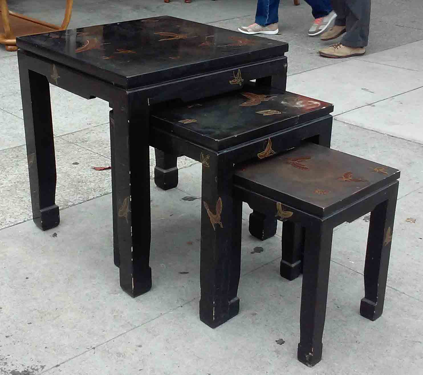 UHURU FURNITURE & COLLECTIBLES: SOLD **REDUCED** Nesting Chow Table Set ...