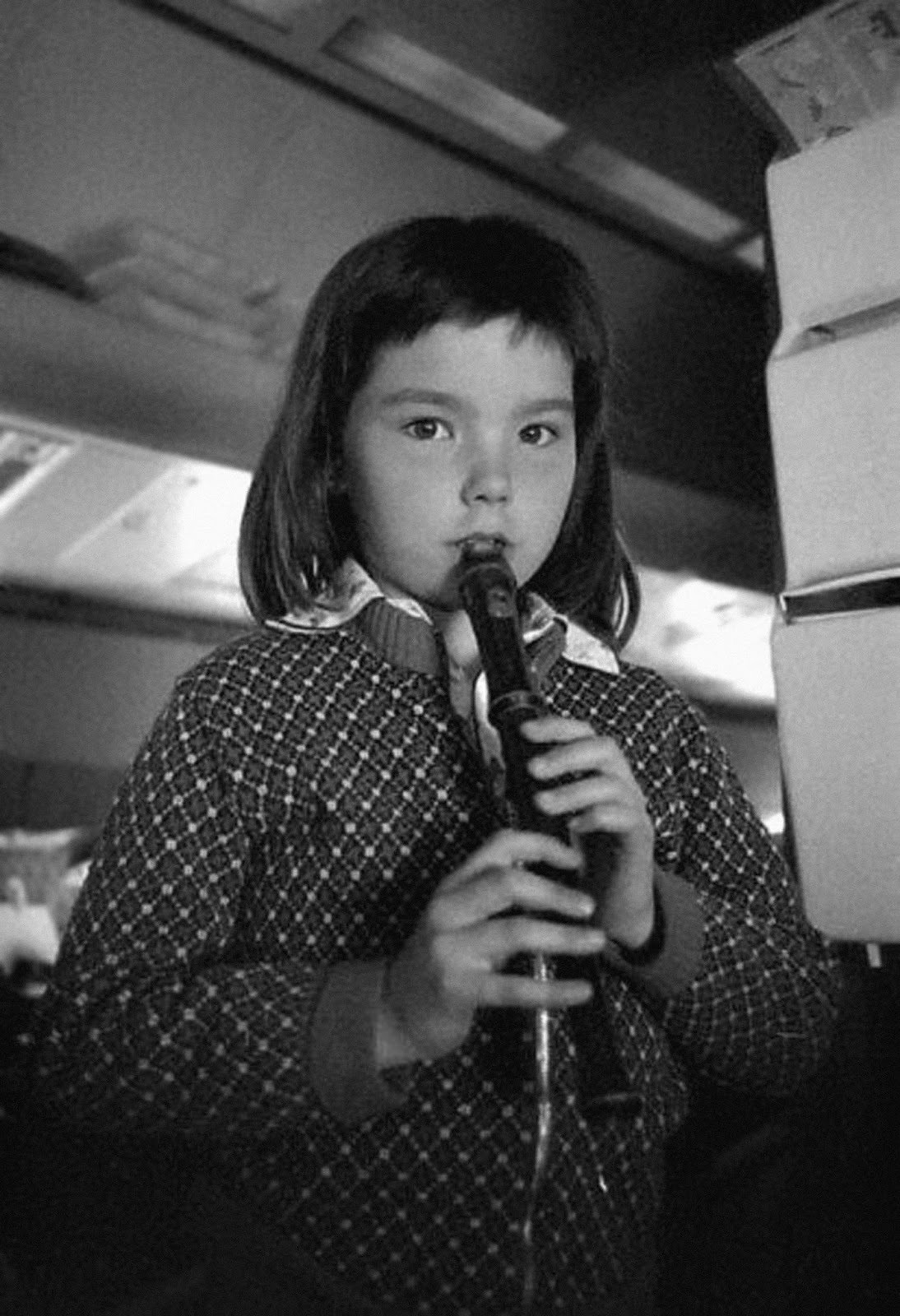 15 Rare and Adorable Childhood Photos of Björk From the 1960s and 1970s ...