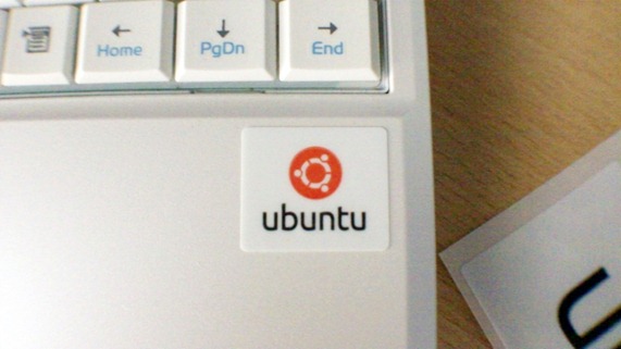Linux は俺の相棒: 【OMG! Ubuntu! 翻訳】Ubuntu ステッカー:キーボードの Ubuntu 化が遂に完了(2010/8/1) Linux は俺の相棒: 【OMG! Ubuntu! 翻訳】Ubuntu ステッカー:キーボードの Ubuntu 化が遂に完了(2010/8/1)