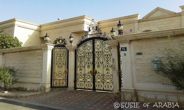 Jeddah Daily Photo: Saudi Arabia: Fancy Villa Gate