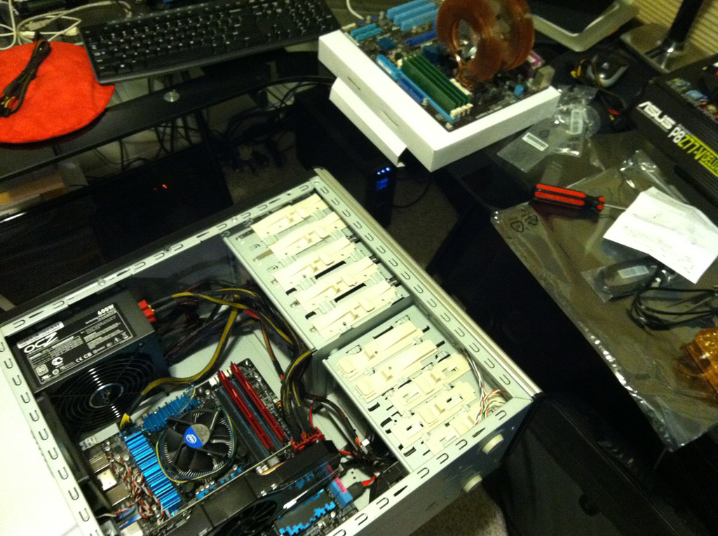 Loren's Projects: The Computer Desk