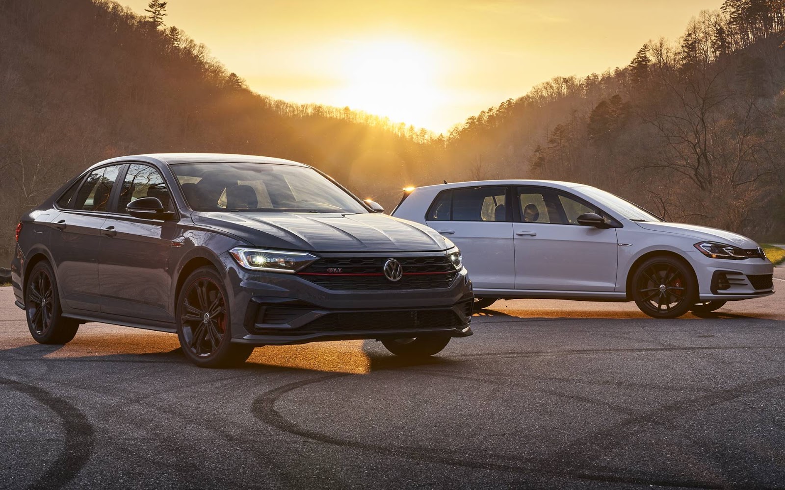 Novo VW Jetta 2.0 GLi 2020 é um Golf GTI com porta-malas