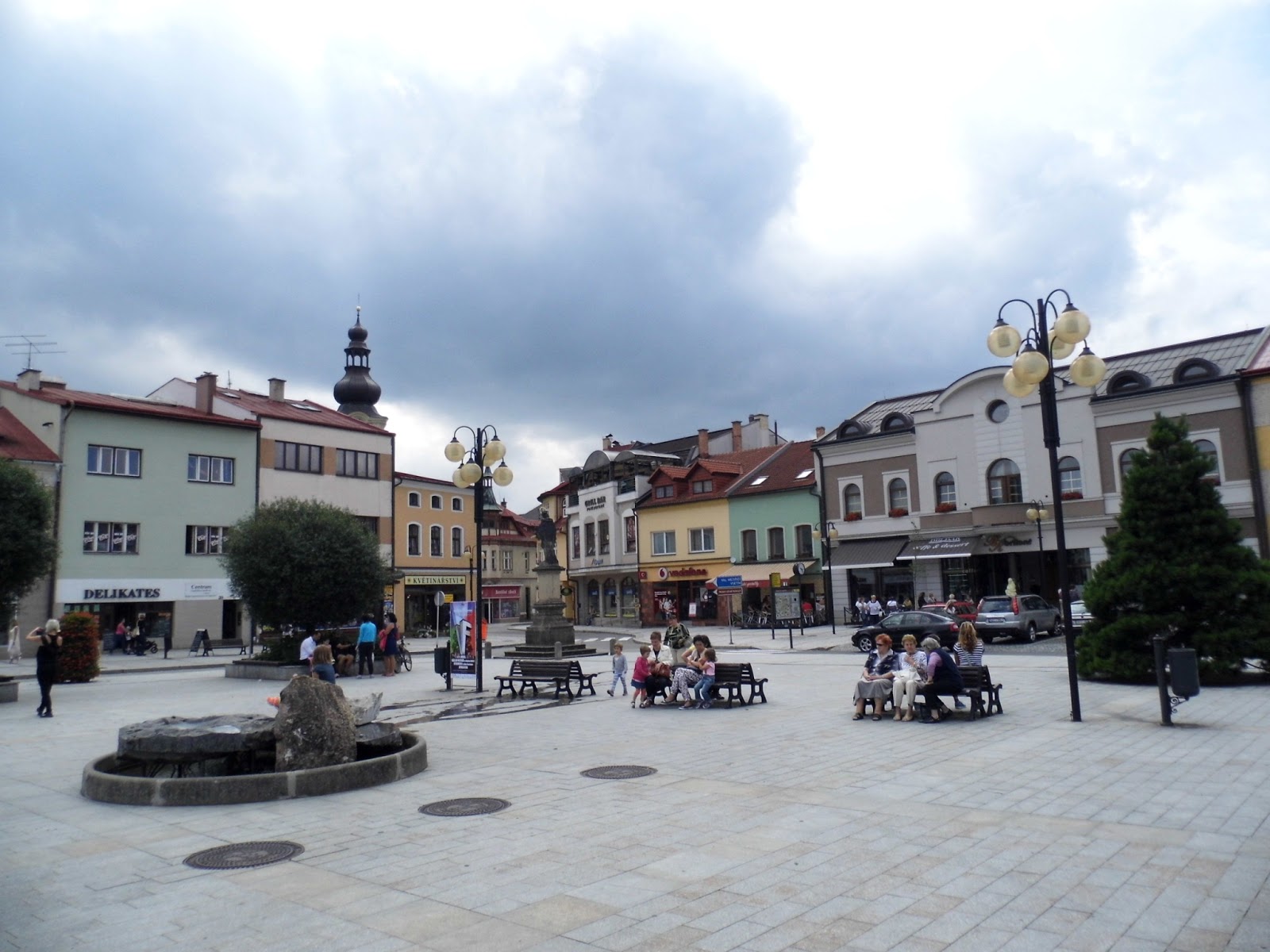 Świat w starym stylu - blog podróżniczy: „Miasto Rožnov pod Radhoštěm i ...