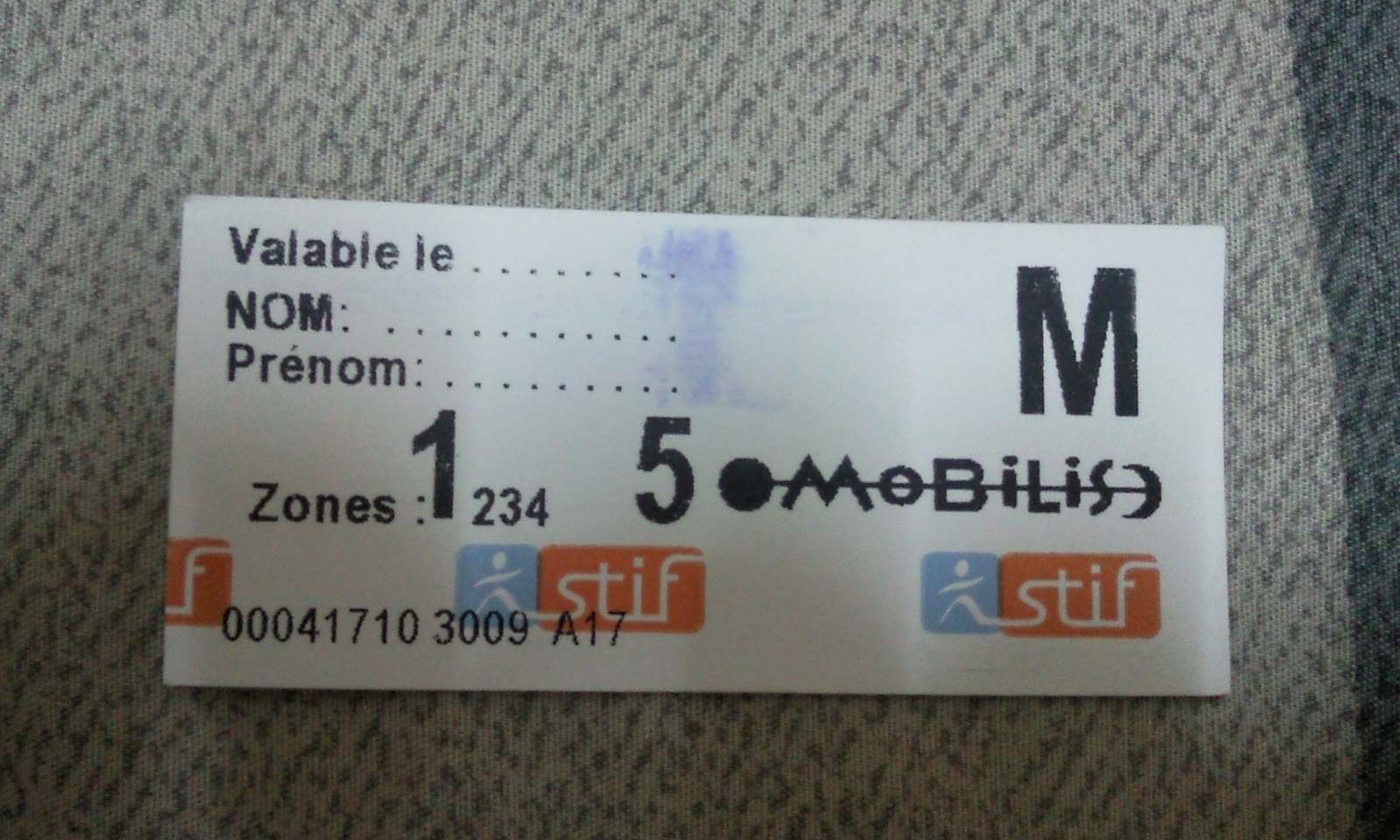 Humaira Hadi: Travel: Paris - Metro dan Mobilis Card