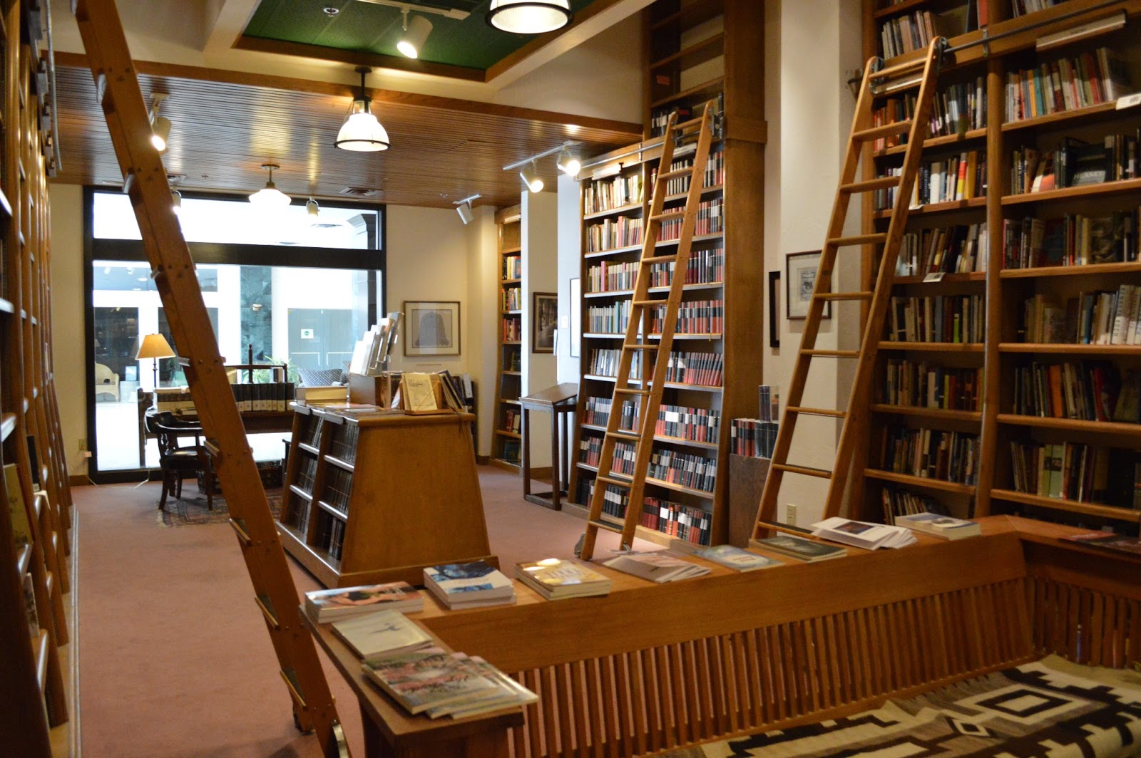 Indie Bookstores of America: Oklahoma: Full Circle Books