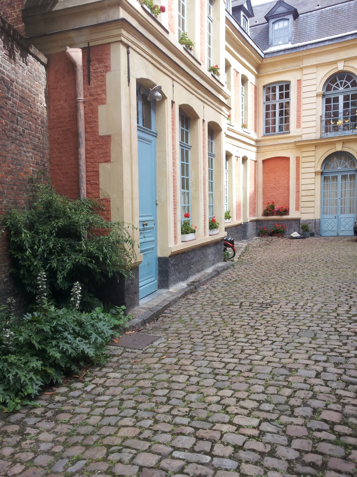 wonen met brocante: Brocantemarkt in Lille