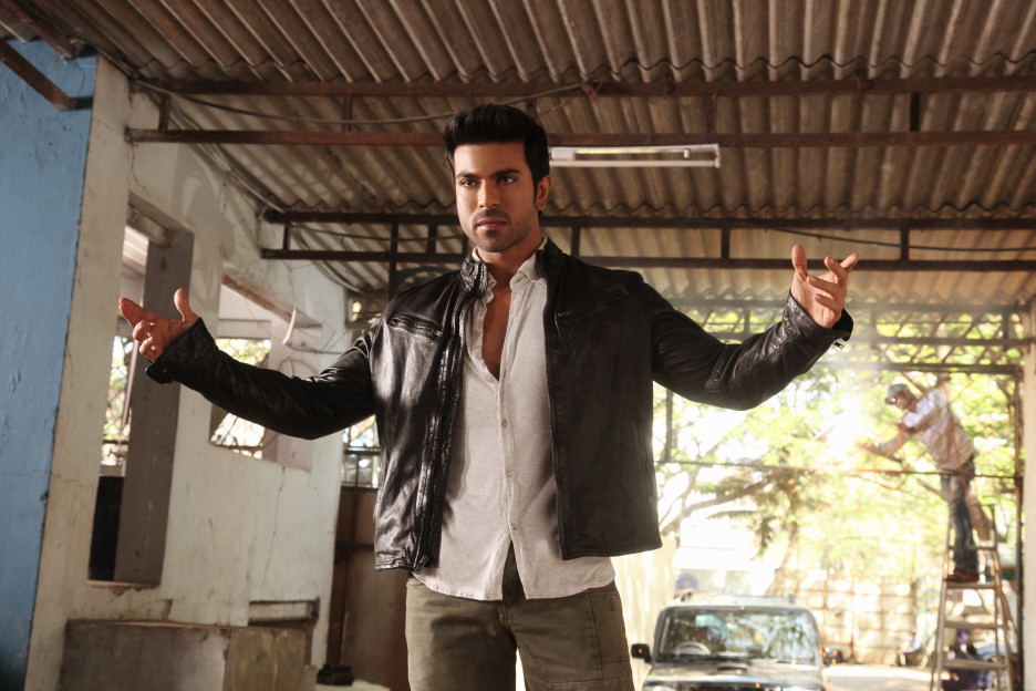 Telugu Movie Thoofan New Stills