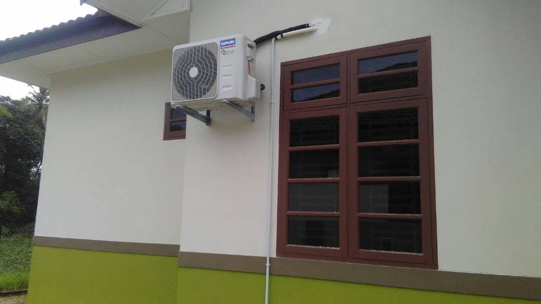 PCB Homestay di Pantai Cahaya Bulan