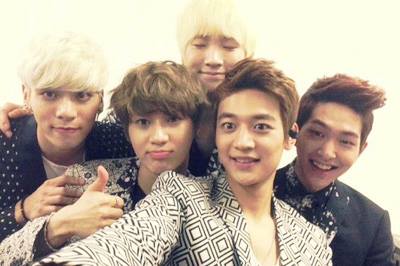 K-POP: BIODATA FAKTA KEBIASAAN member SHINee