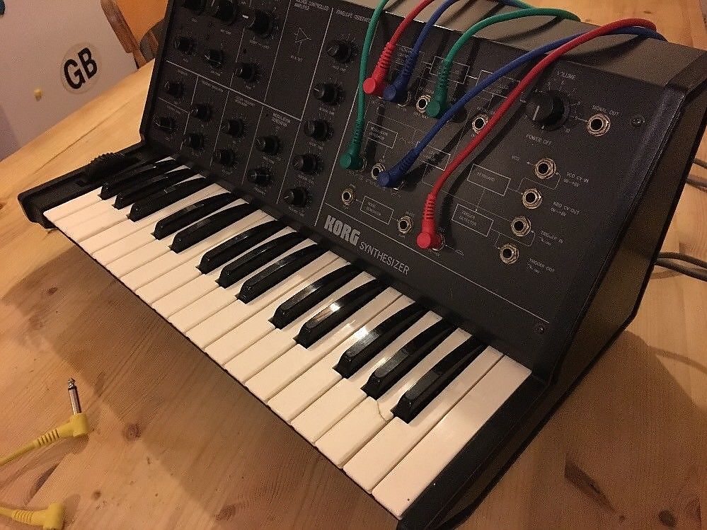 MATRIXSYNTH: Korg MS-10 Analogue Synthesiser SN 135049