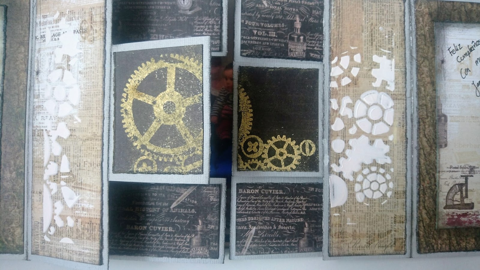 Double tri shutter fold card