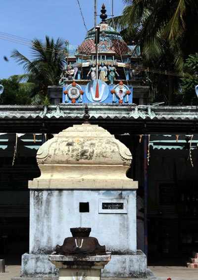 Tamilnadu Tourism: Abayavaradarajar Temple, Alangudi, Thiruvarur