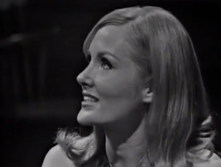 Shadows on the Wall: An Online Dark Shadows Fanzine: Nancy Barrett