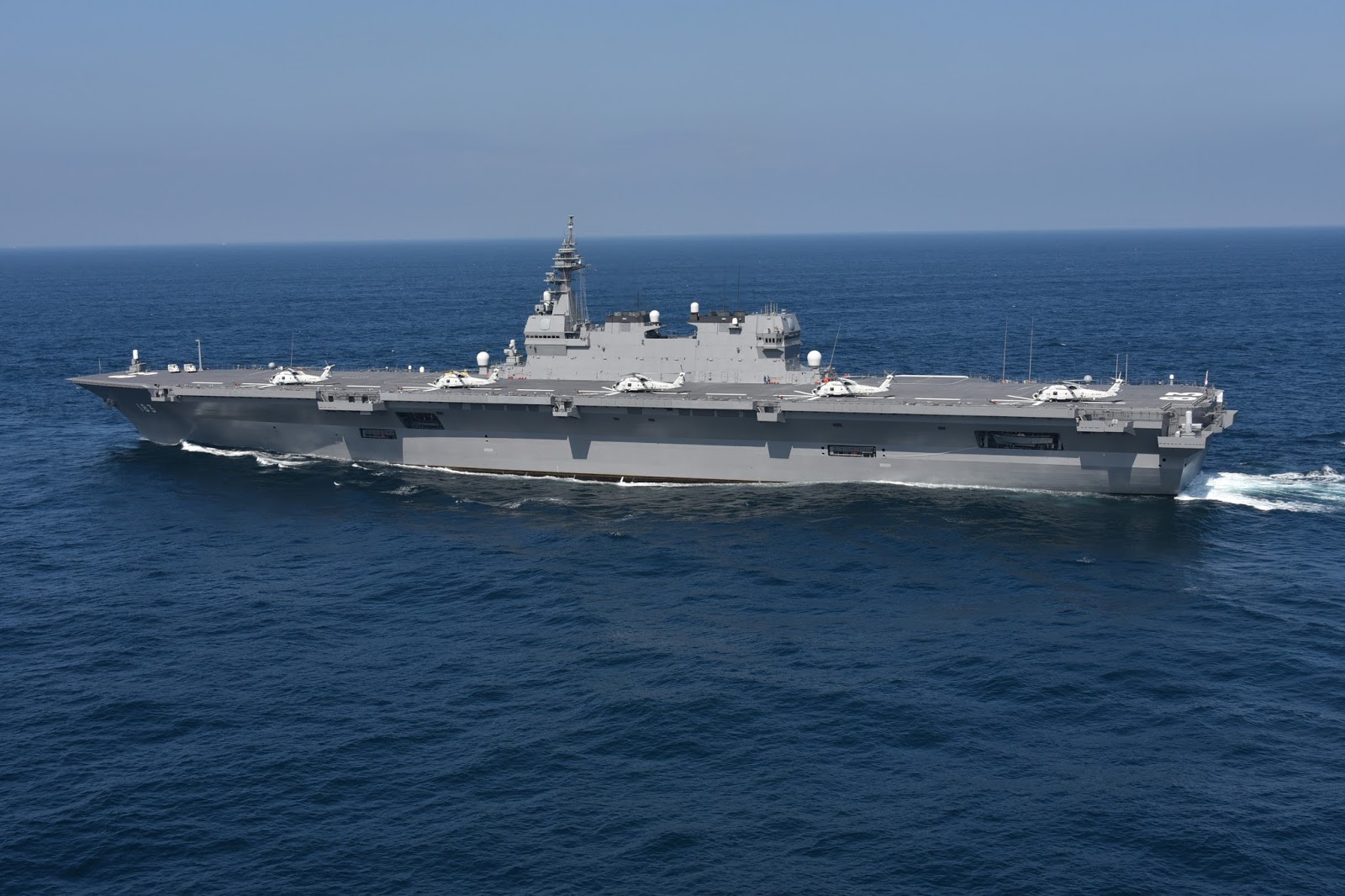 WARFARE Blog: CLASSE IZUMO. Um destróier ou um porta helicópteros? WARFARE Blog: CLASSE IZUMO. Um destróier ou um porta helicópteros?