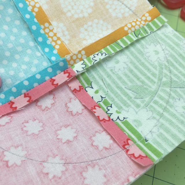 Bee In My Bonnet: Sew Simple Shapes - Easy Patchwork Circles!