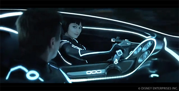 Tron: Legacy | Light Runner Design by Daniel Simon | CG Daily News