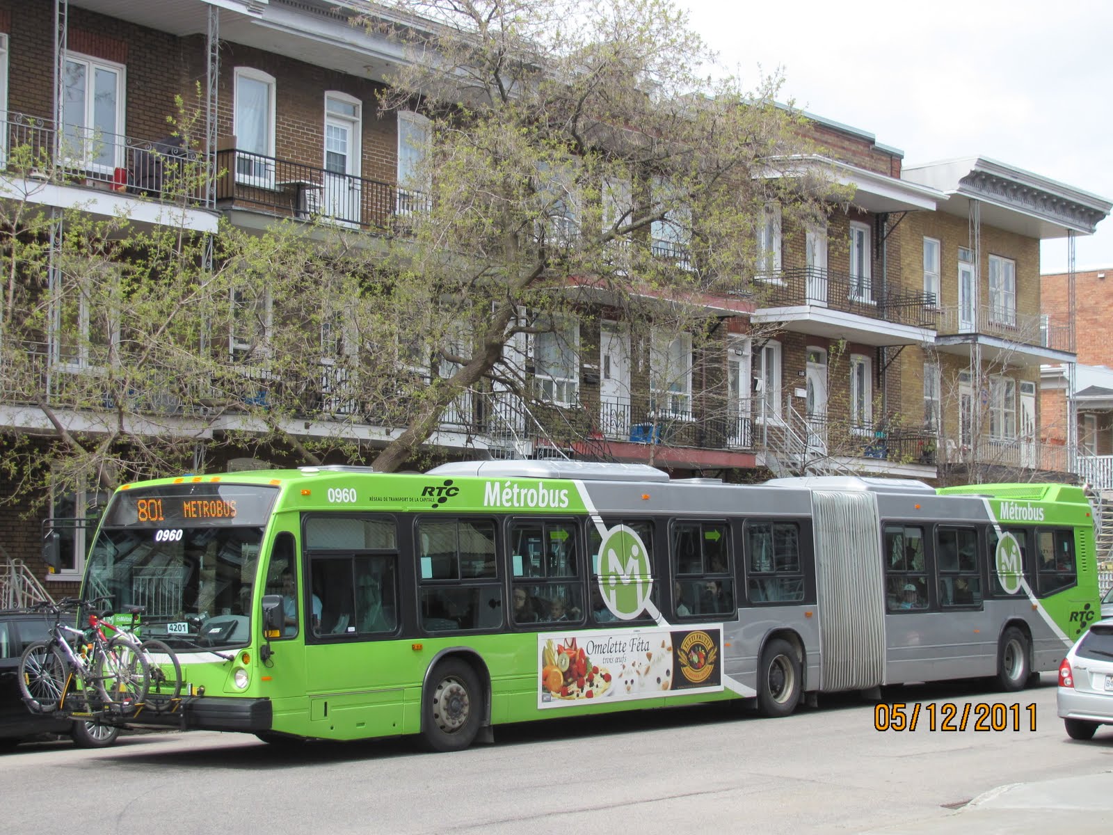 équilibre instable: metrobus quebec - en attendant le tramway
