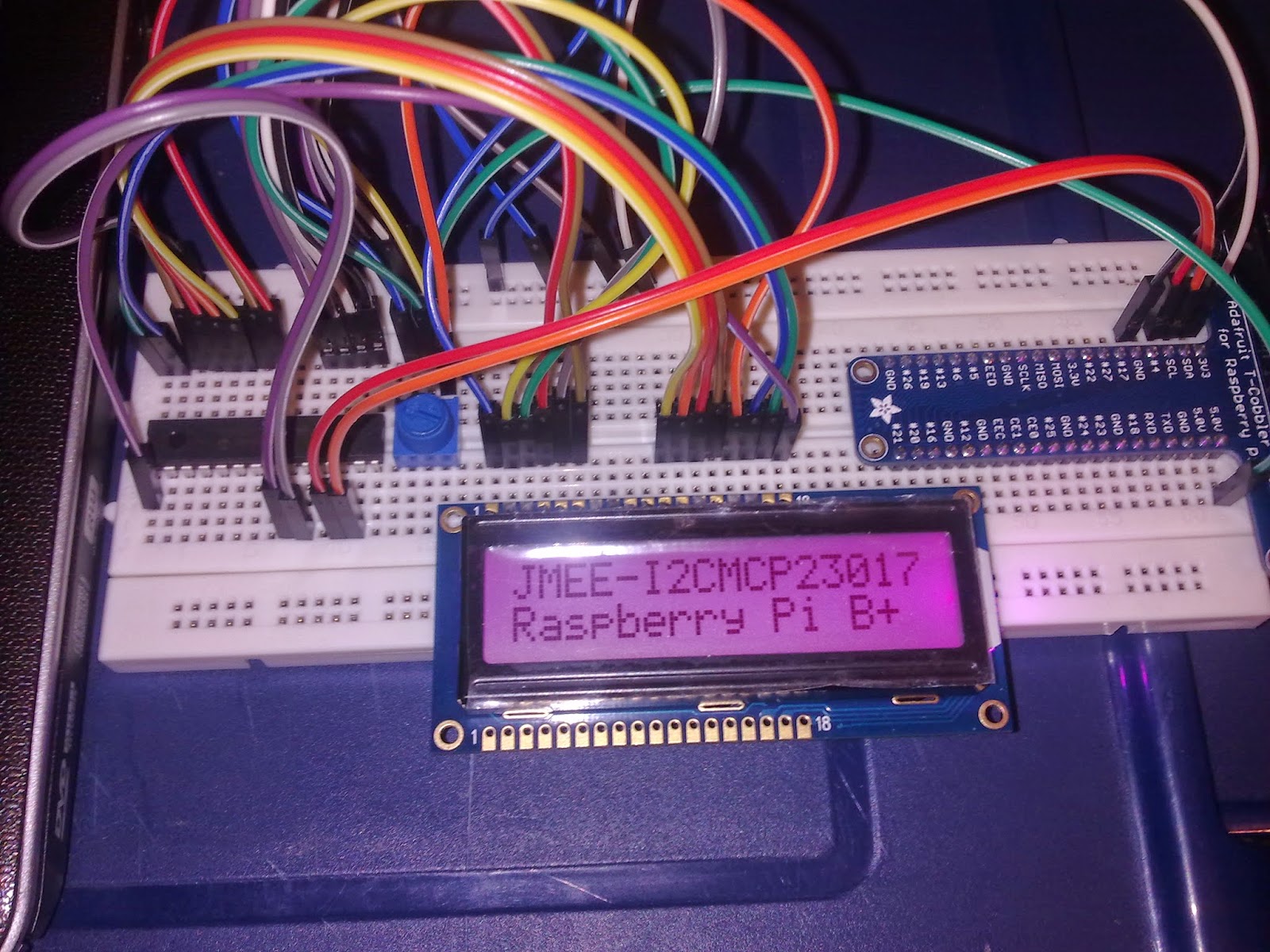 AndrexWeb: I2C Character LCD con Raspberry Pi