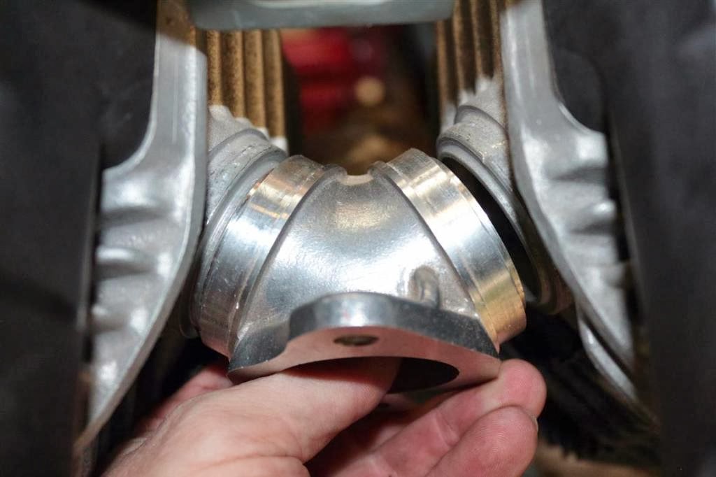 Brad's '75 Shovelhead Rebuild: Intake manifold blues