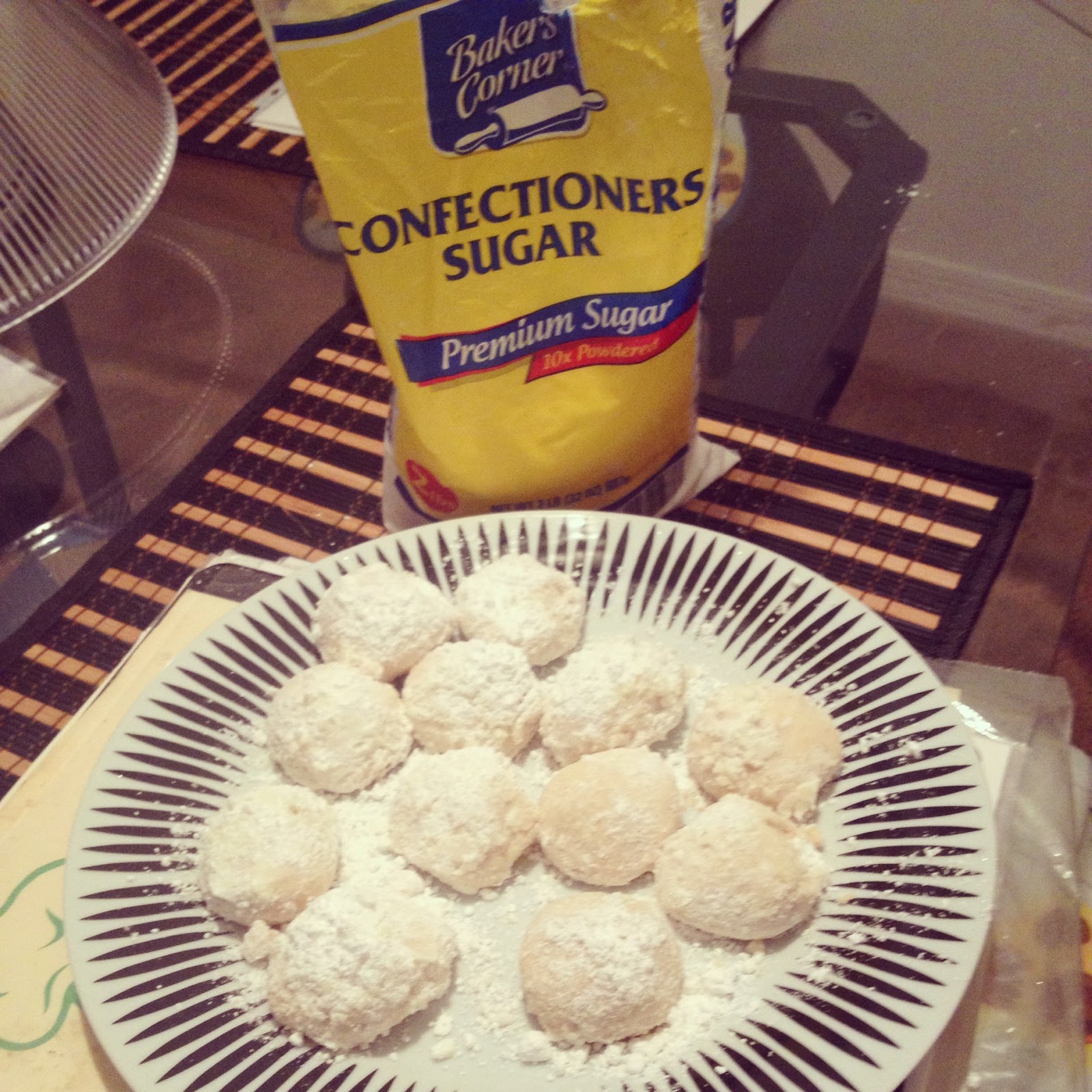 The Working Woman: Finally I Made the Russia Cookies!-:D