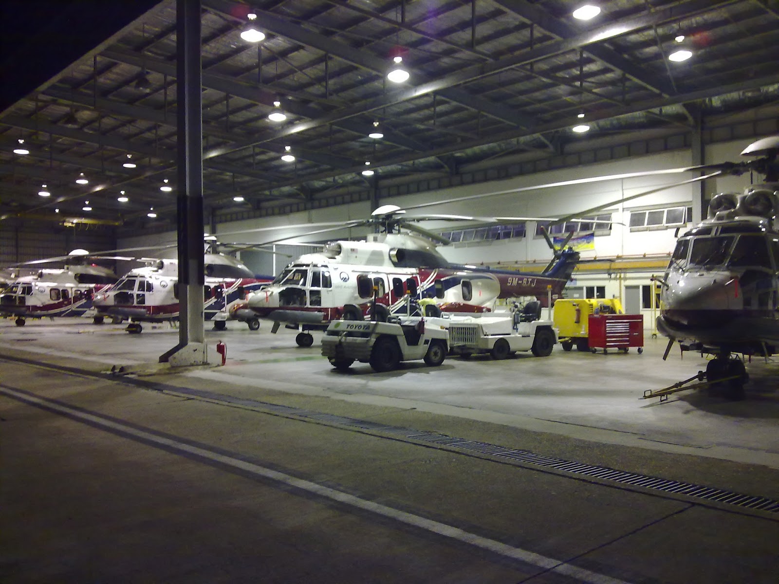 (MHS AVIATION CADET PILOT): MHS AVIATION HELICOPTER MODEL EC225 LP MARK 2.