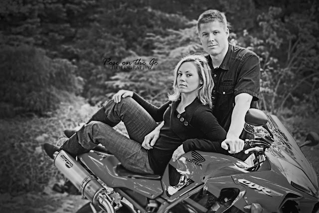 Pose on the Go Photography