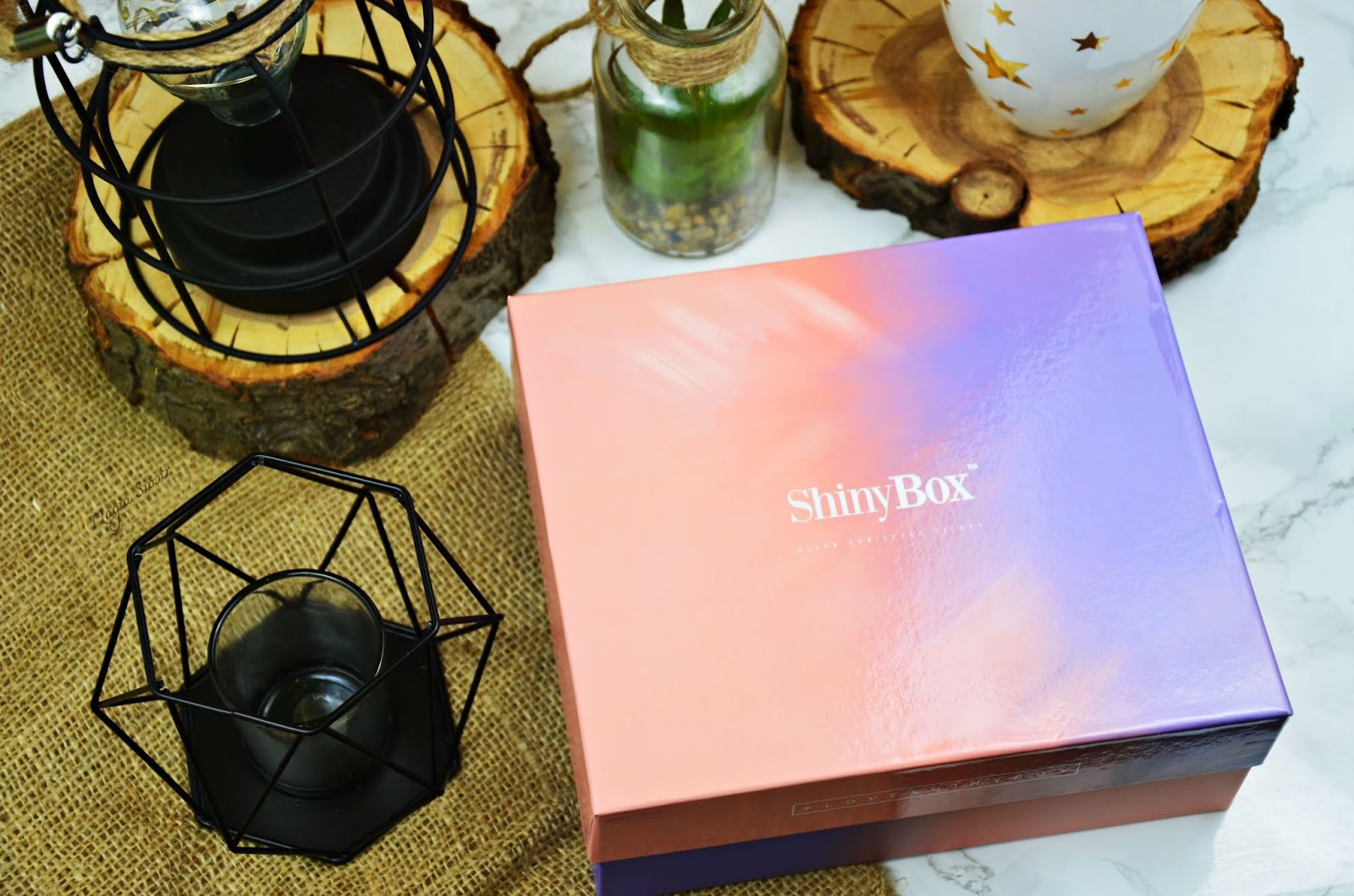 Think Pink by ShinyBox - Magia Sióstr blog modowy: moda, lifestyle ...