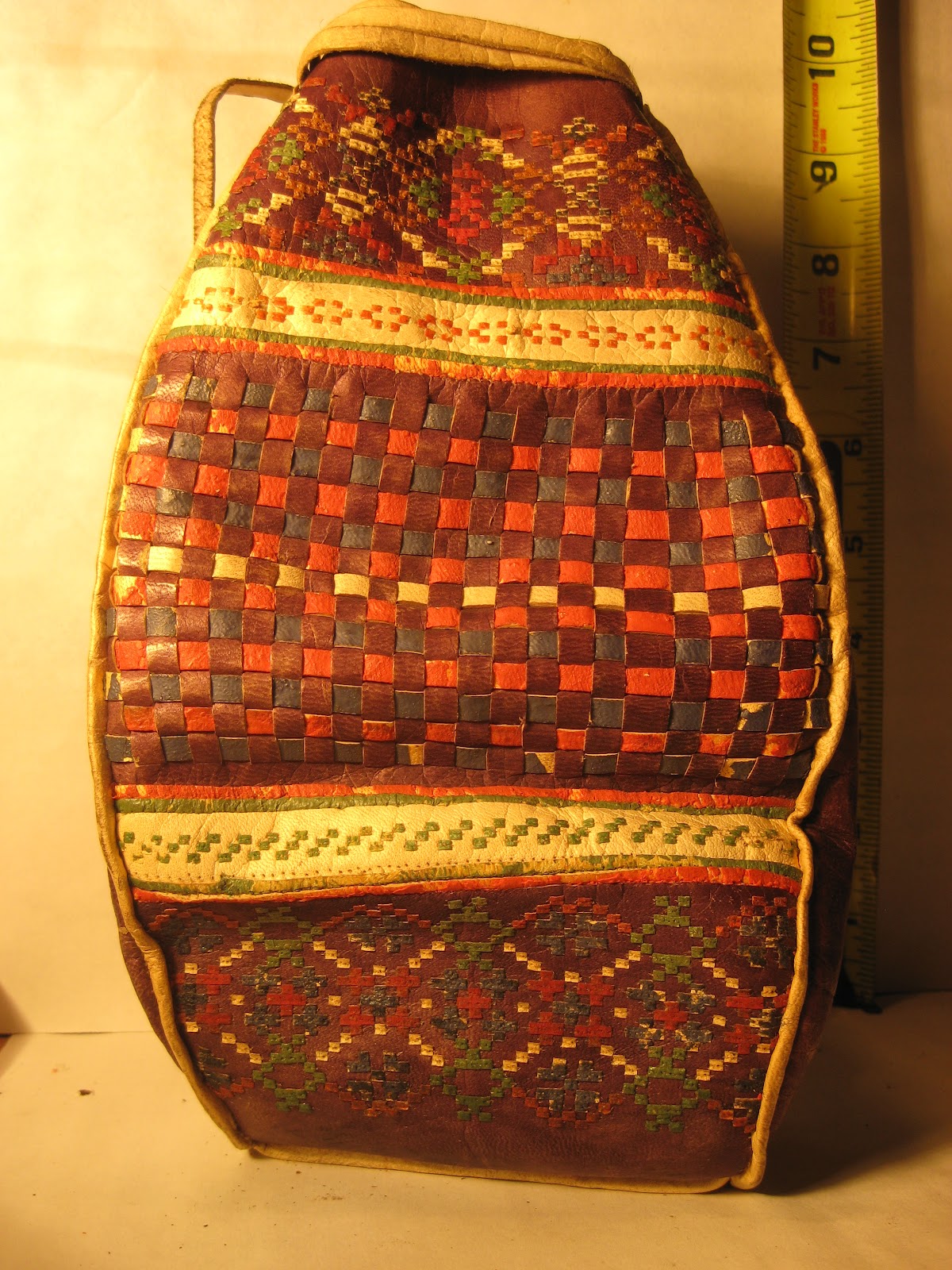 Inuit Arts and Crafts: Inuit Drawstring Pouch