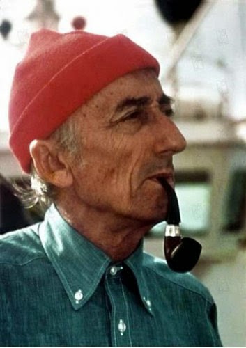 Jacques-Yves Cousteau - surnommé «le commandant Cousteau» est mort il y ...