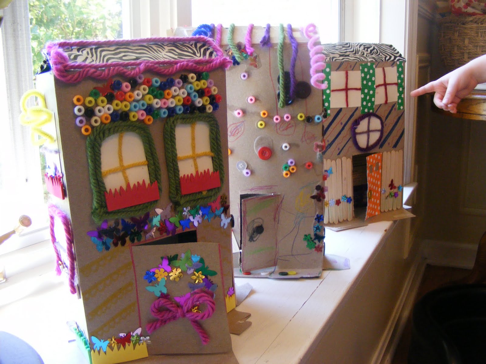 Disco Mom Takes on the World: Art Tuesday: Cereal Box Houses
