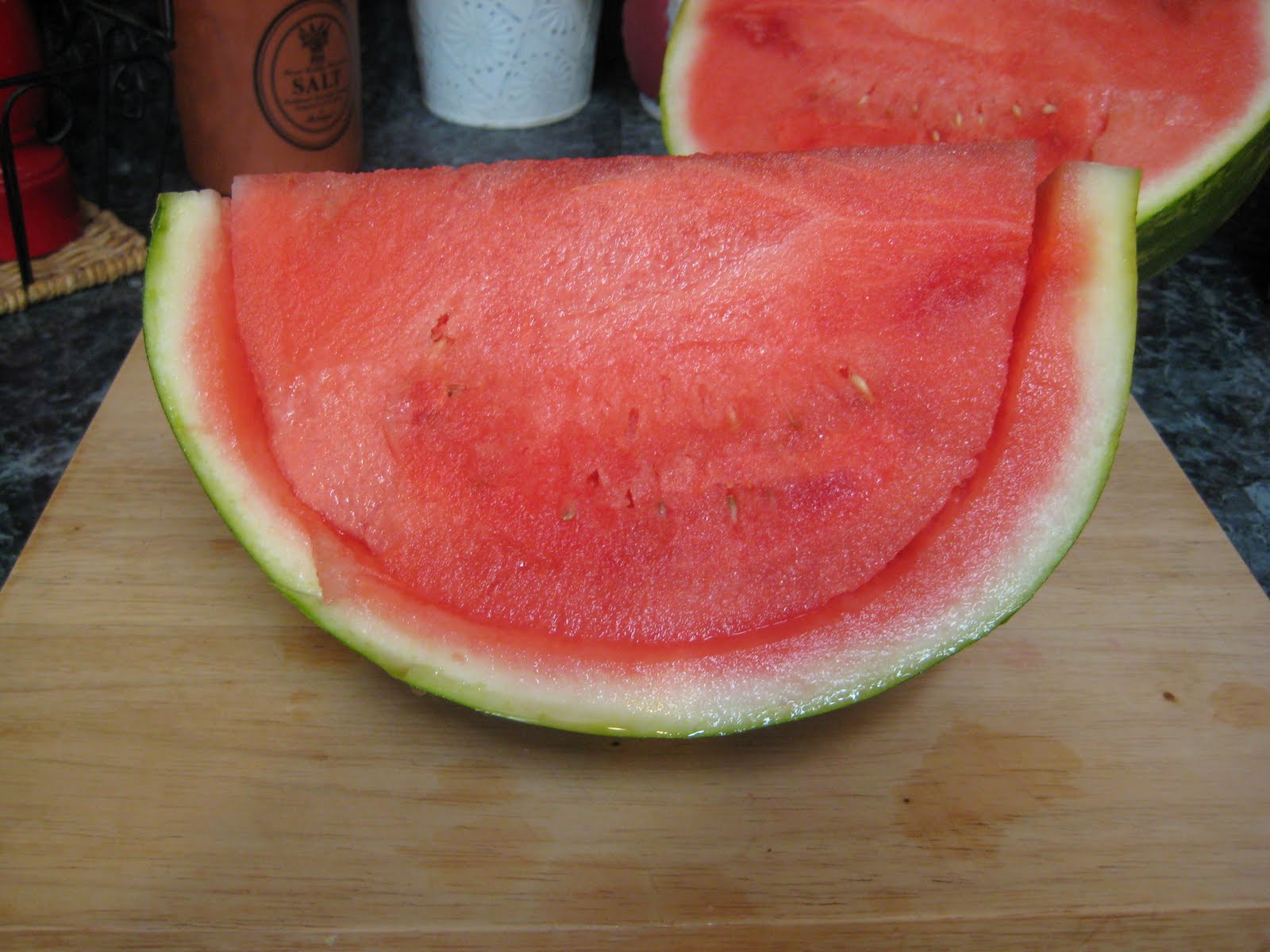 How to Slice a Watermelon Perfectly - Mom 4 Real
