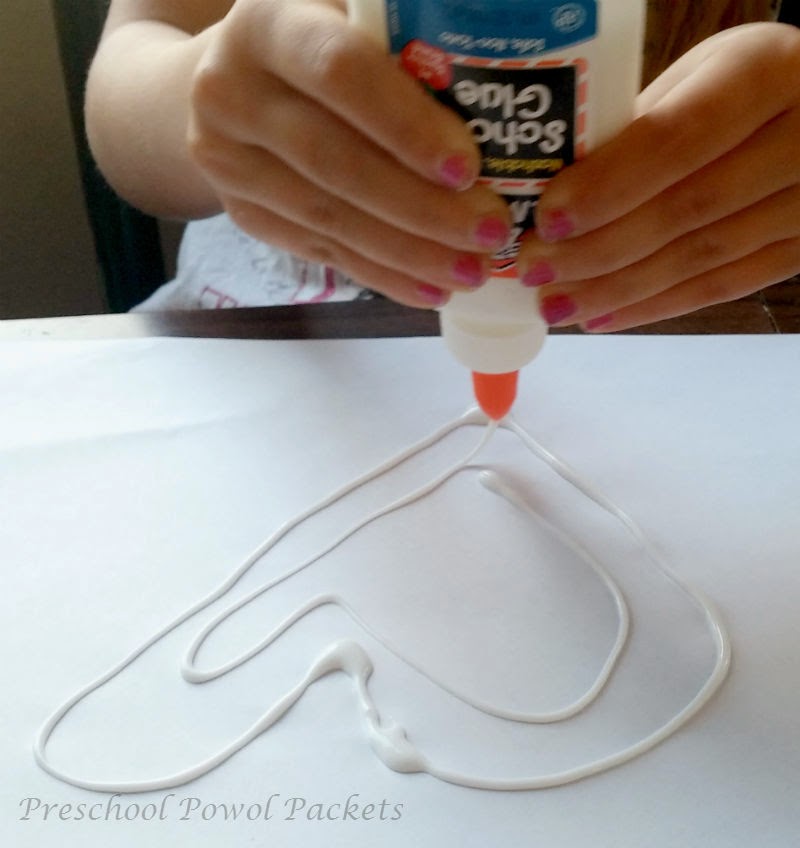 Valentines Science Experiment: Fizzy Exploding Hearts | Preschool Powol ...