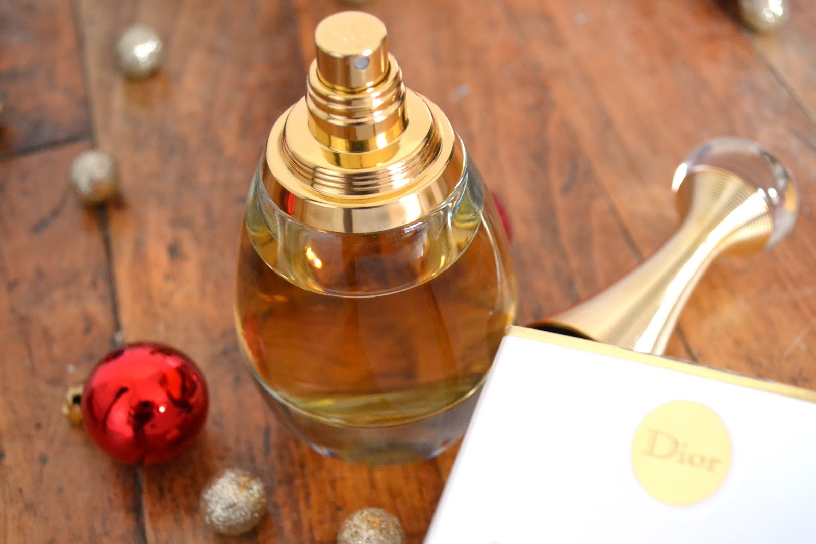 Blog L'univers de Mel: Quel parfum offrir à Noël ? Mes 5 flacons ...