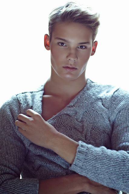 MAJOR MEN: RYAN FREDERICK SHOT BY KIT BENCHARONGKUL