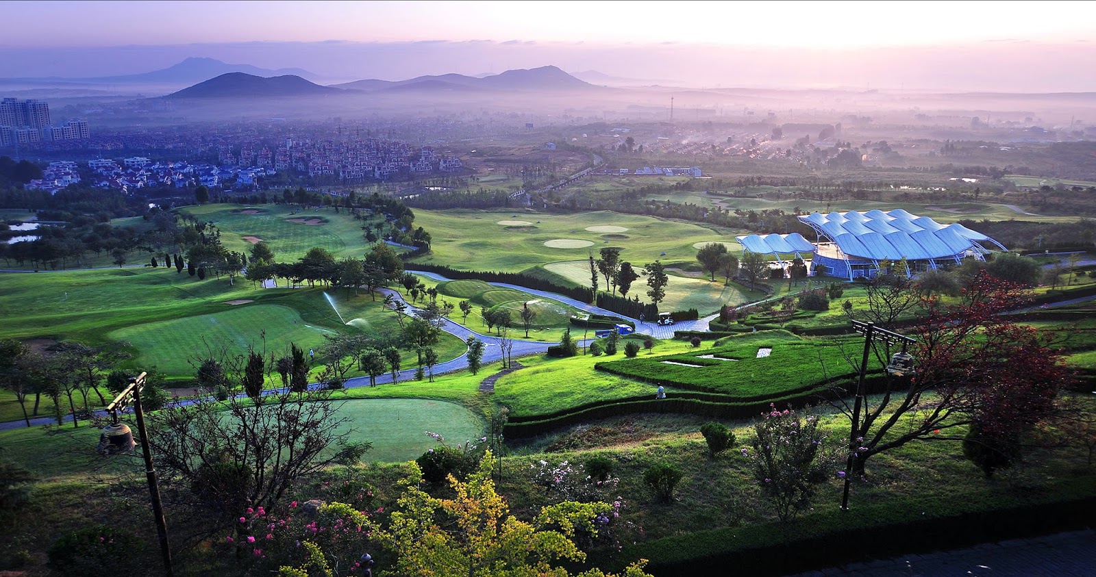 WE Travel, Leisure & Lifestyle: Summer Golf - Chơi Golf Mùa Hè
