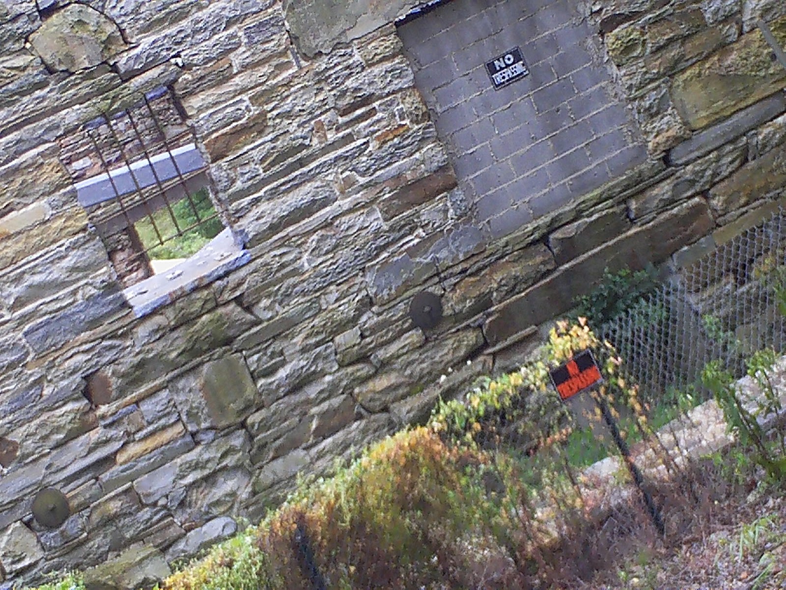 Hiking, Geocaching, and overall Adventures: Bull Run Mountain