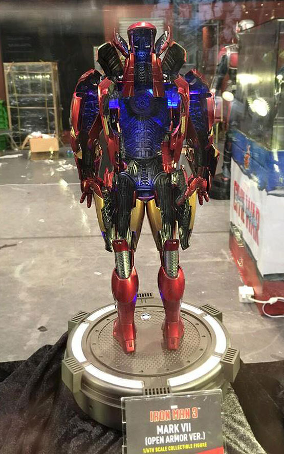 Iron Man Suit-up in Movies & Open Armor Version in 1/6 from Hot Toys