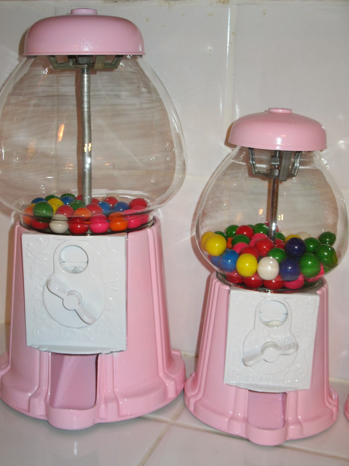 Artsy Fartsy: Pink Gum Ball Machines