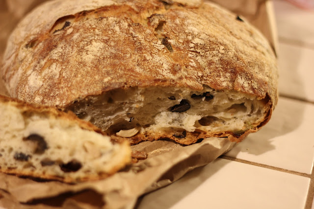 “My” Bread | Pocket Pause