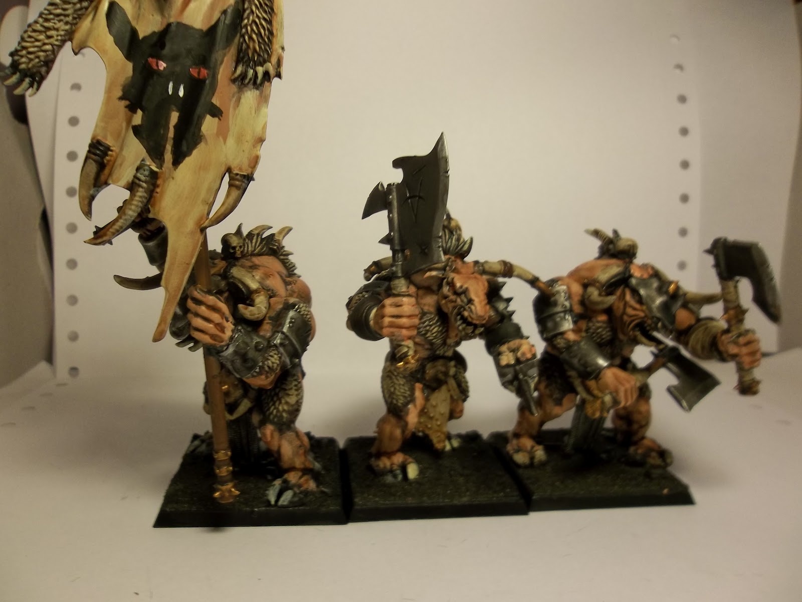Dark Artisan Painting: Beastmen Minotaurs, 3 painted now