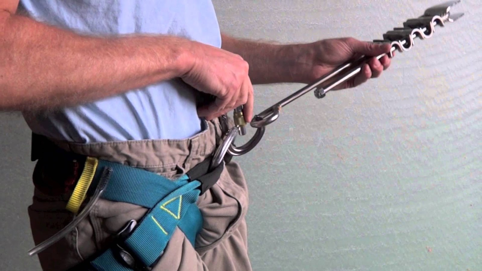 SPORTAPALA: RAPPELING